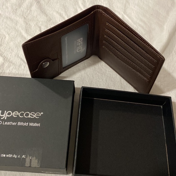 typecase | Accessories | Typecast Rfid Leather Bifold Wallet New | Poshmark